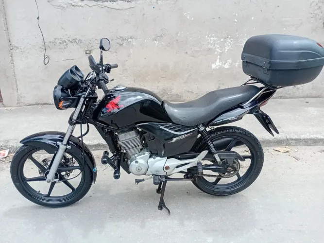 Motos Honda CG 150 FAN Esi/ 150 FAN ESI Flex no Brasil