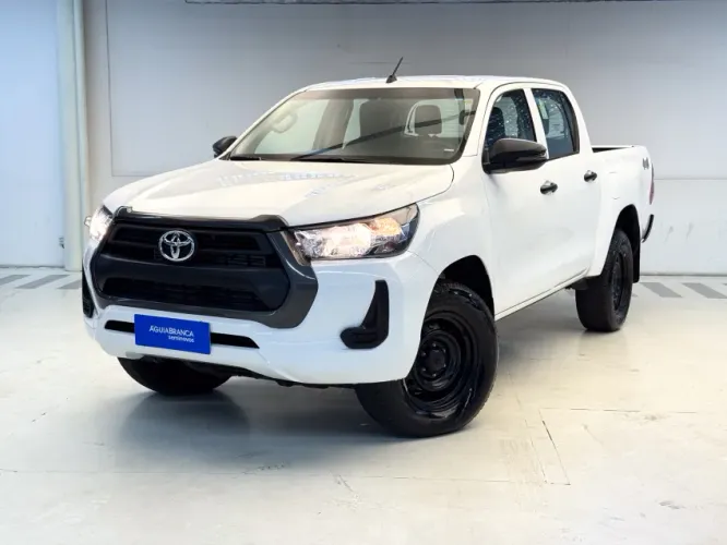 Toyota Hilux CD 4X4 2.8 Diesel Mec. Usados e Novos