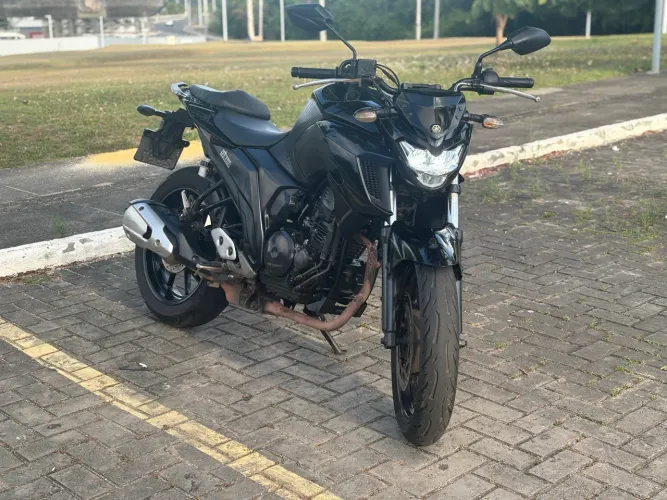 Motos Yamaha FZ25 2018 no Brasil