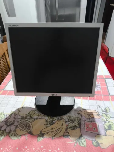"lg flatron 22" no Brasil