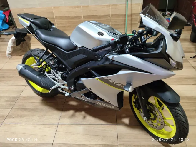 Motos Yamaha YZF R-15 155 ABS no Brasil