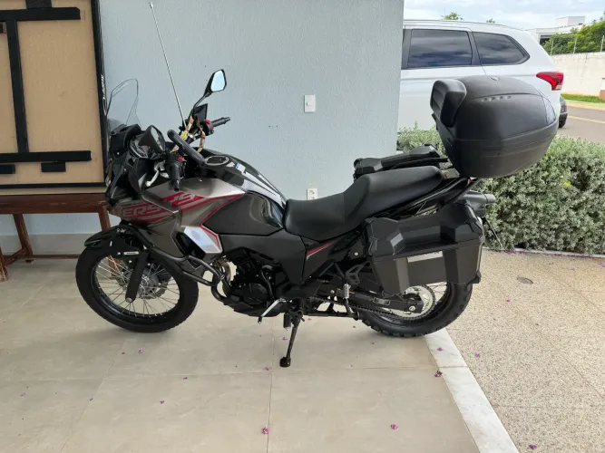 Motos Kawasaki Versys-X 300 Tourer no Brasil