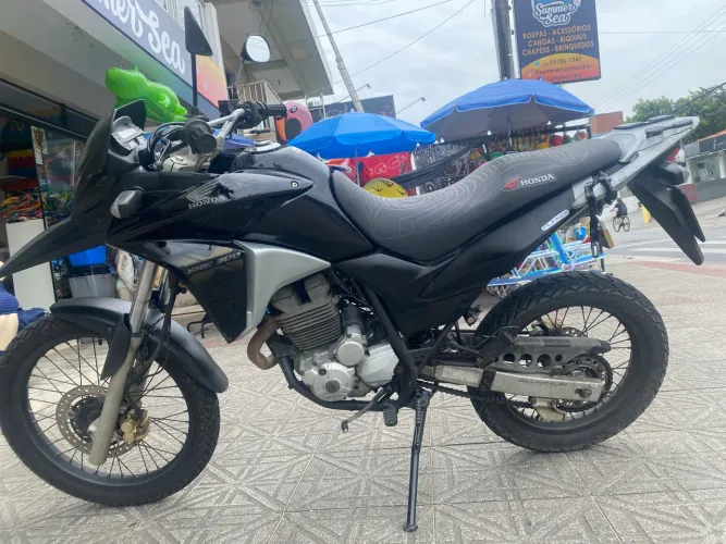 Motos Honda XRE 300/ 300 Abs/ Flex no Brasil