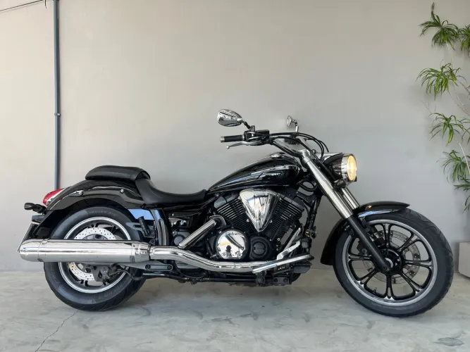 Motos Yamaha XVS 950 Midnight Star no Brasil