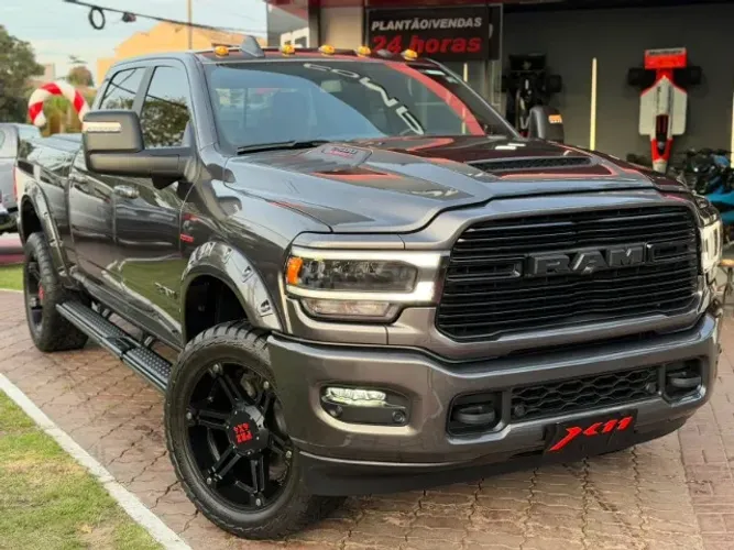 Ram 2500 Laram. 6.7 Night ED. TB CD 4X4 DIE Usados e Novos