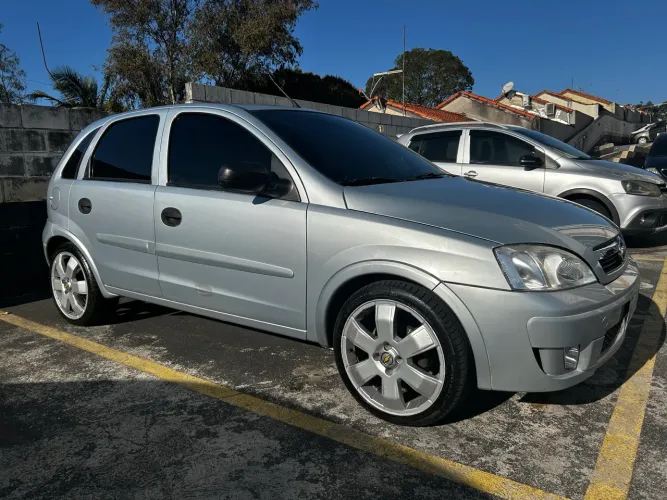 Chevrolet Corsa Hat. Maxx 1.4 8V Econoflex 5P Usados e Novos