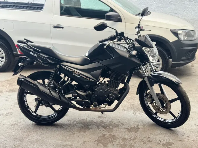 Motos Yamaha YBR 150 Factor Ed/flex no Brasil