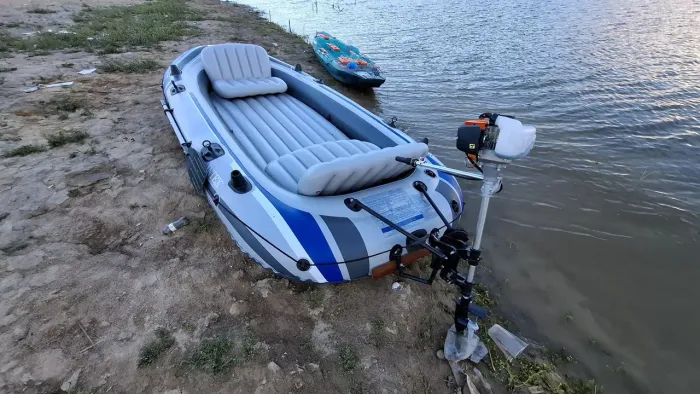 "bote com motor" - Barcos e aeronaves no Brasil