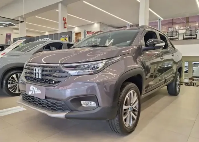 Fiat Strada Volcano 1.3 Flex 8V CD Aut. Usados e Novos