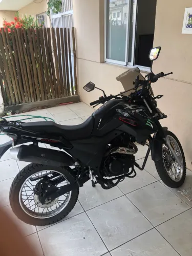 Motos Shineray SHI 175 no Brasil