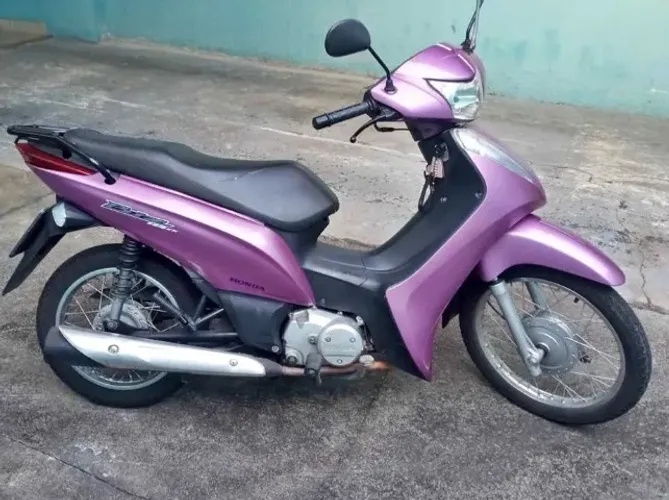 "moto rosa" no Brasil