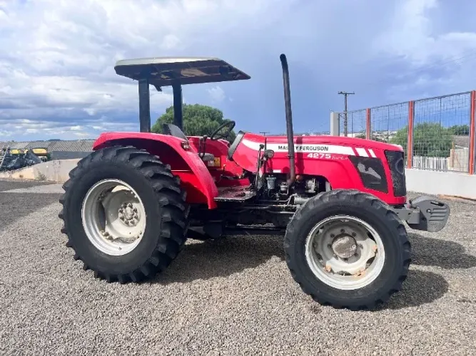"trator massey ferguson 4275" - Tratores e máquinas agrícolas no Brasil
