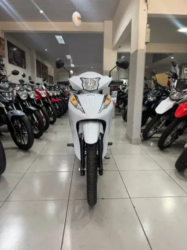 Motos Honda Biz 125 EX/ 125 EX Flex 2026 no Brasil