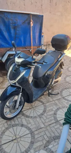 Motos Honda SH 150i/dlx no Brasil