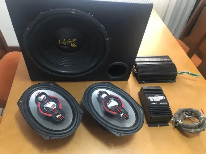 "auto falante automotivo" no Brasil