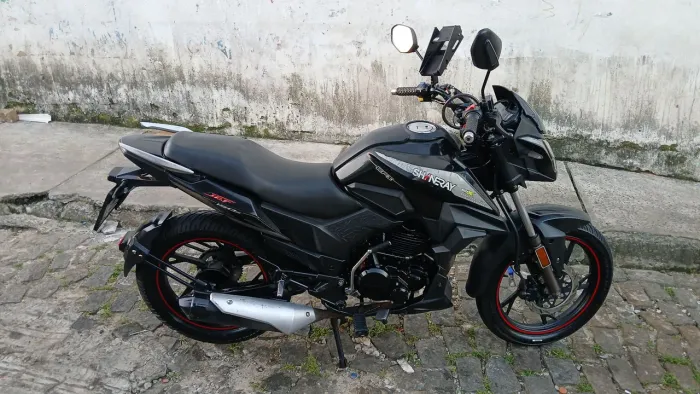 Motos Shineray Jef 150s EFI no Brasil