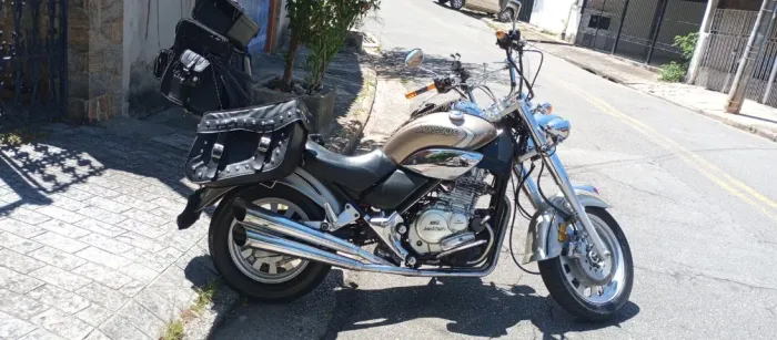 Motos Amazonas no Brasil