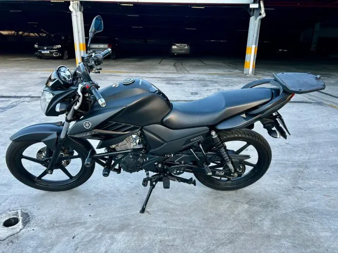 Motos Yamaha YS 150 Fazer Sed/ Flex no Brasil