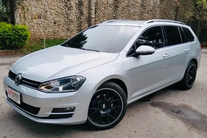 Volkswagen Golf Variant Highline 1.4 TSI Aut. Usados e Novos