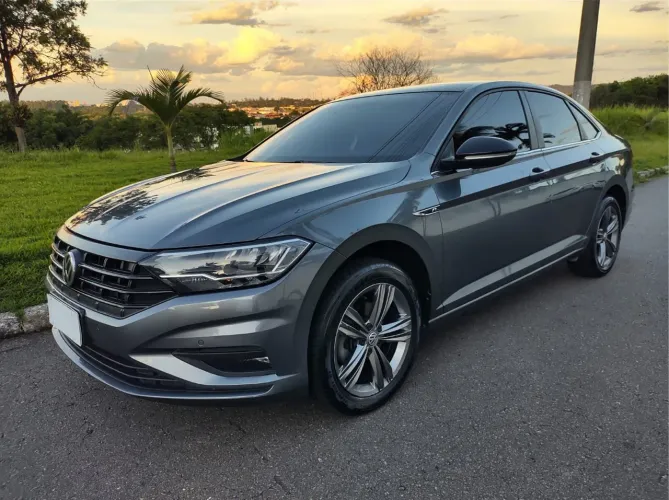"volkswagen jetta 2020" - Carros Usados e Novos à venda