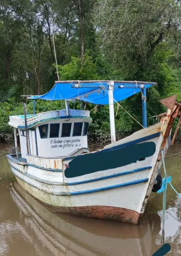 "timao de barco" - Barcos e aeronaves no Brasil