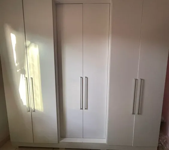 Armários e Guarda-Roupas em Santarém e região, PA