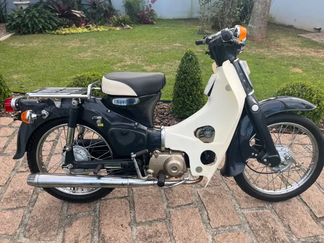Motos Honda C 100 Dream no Brasil