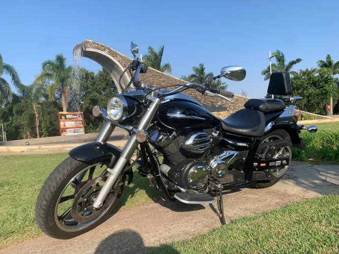 Motos Yamaha XVS 950 Midnight Star no Brasil