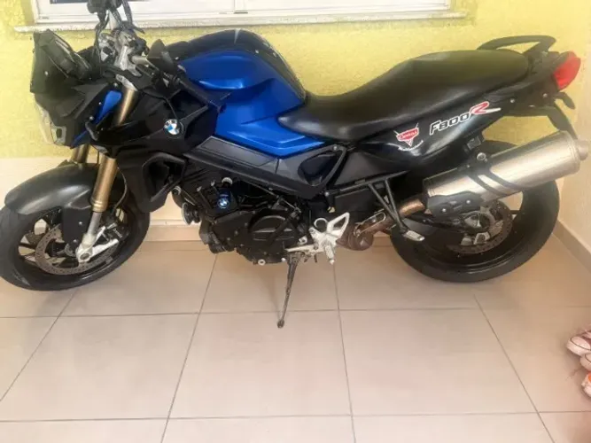 Motos BMW F 800 R no Brasil