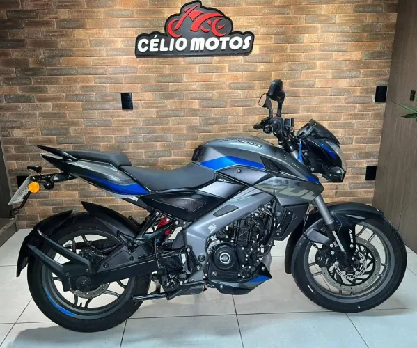 Motos Bajaj Dominar 200 no Brasil