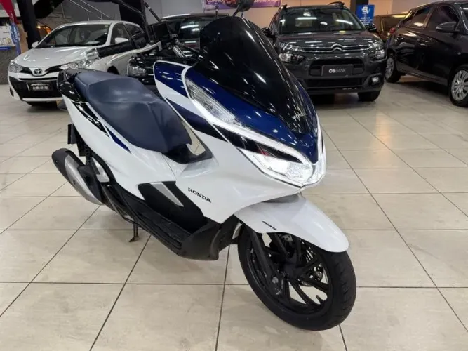 Motos Honda PCX 2022 no Brasil