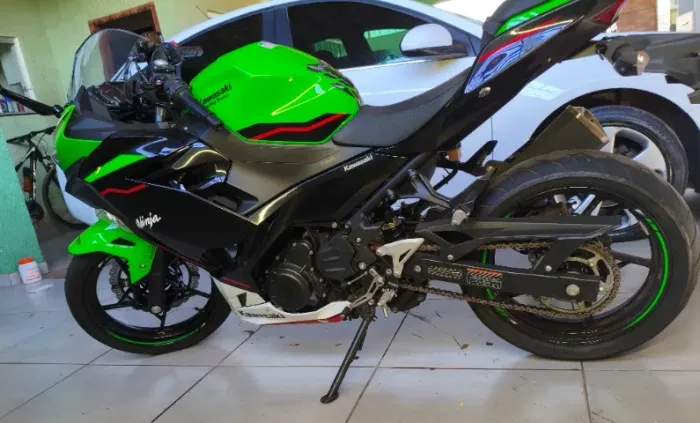 Motos Kawasaki Ninja 400 no Brasil