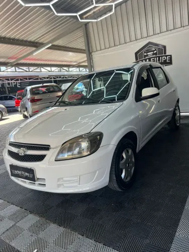 Chevrolet Celta Spirit/ LT 1.0 MPFI 8V Flexp. 5P Usados e Novos no DF