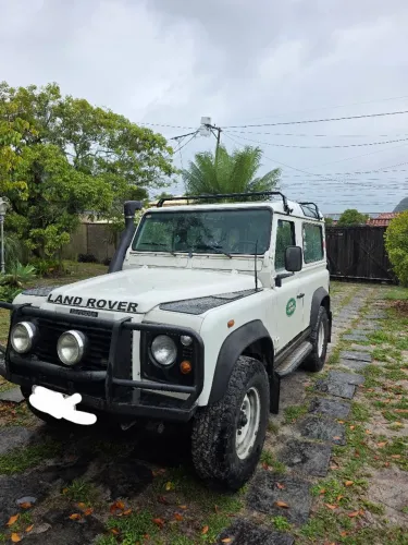 "defender 90" no Brasil