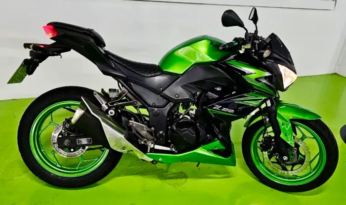 Motos Kawasaki Z 300 no Brasil