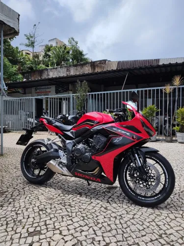 Motos Honda CBR 650 R no Brasil
