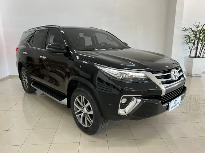 Toyota Hilux SW4 SRX 4X4 4.0 V6 24V Aut. Usados e Novos