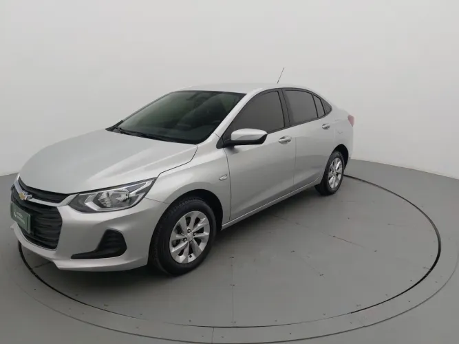 Chevrolet Onix Hatch LT 1.0 8V Flexpower 5P Mec. Usados e Novos