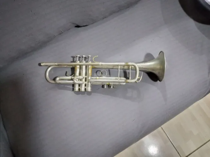 "trompete profissional" - Instrumentos musicais no Brasil