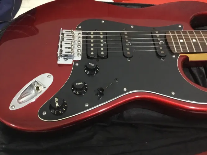 "guitarras condor" - Instrumentos musicais no Brasil