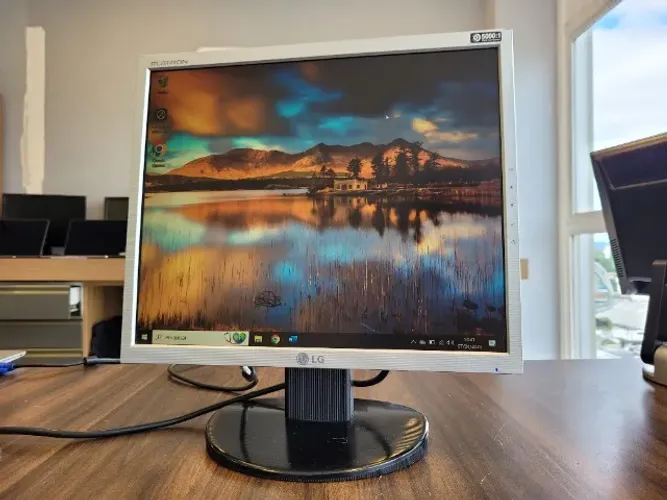 "monitor lcd lg flatron" - Monitores no Brasil