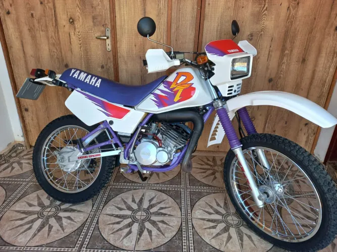 Motos Yamaha DT no Brasil