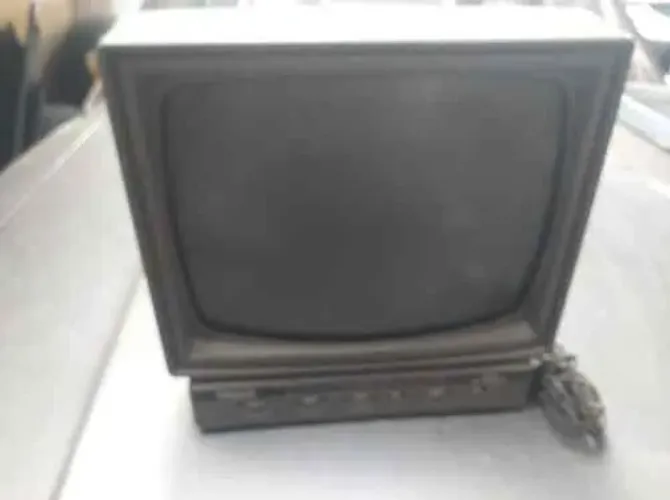 "tv de tubo antiga" - TVs no Brasil