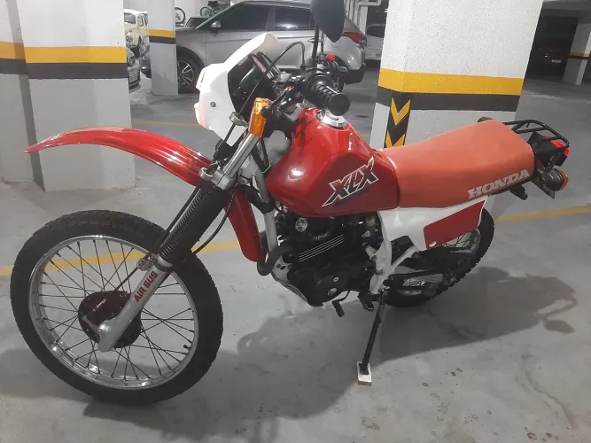 Motos Honda XLX no Brasil