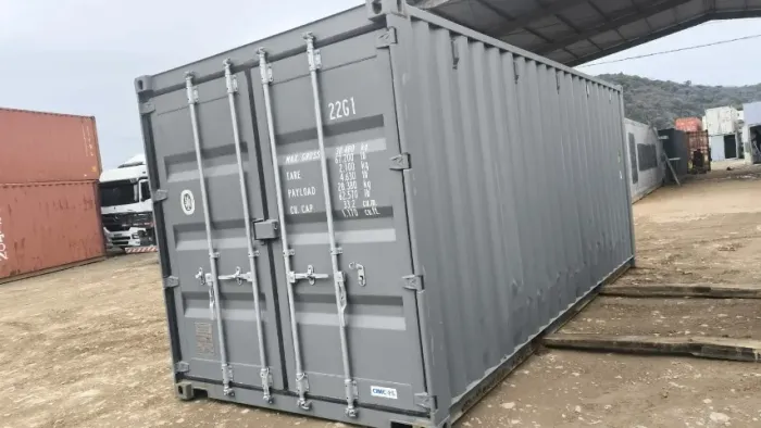 "container 20 pes" no Brasil