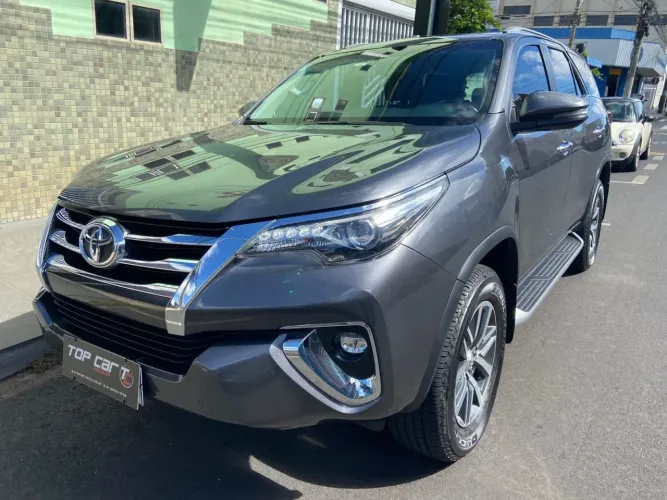 Toyota Hilux SW4 SRX 4X4 2.8 TDI 16V Dies. Aut. Usados e Novos