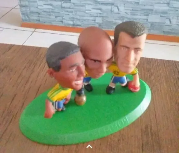 "mini craque da copa" no Brasil