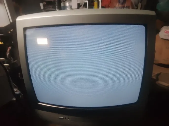 "tv de tubo" - TVs no Brasil