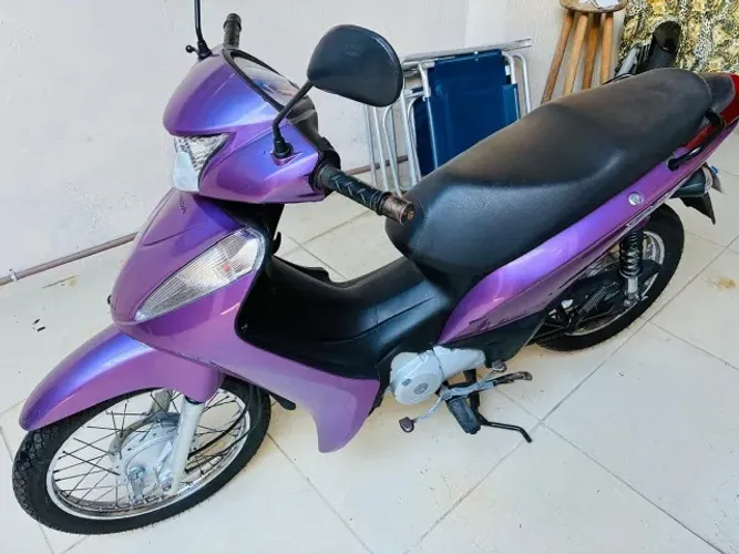 "moto rosa" no Brasil