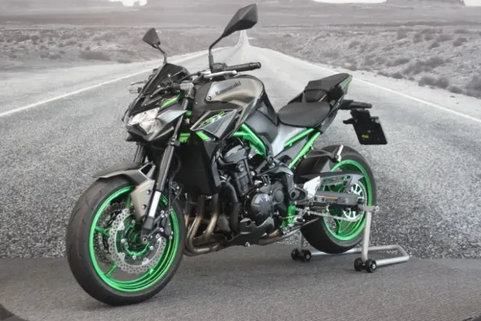 Motos Kawasaki Z 900 no Brasil